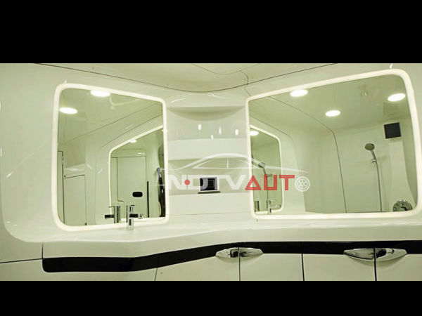 Shahrukh Khan | Brand New | Vanity Van | Worth | Rs 4 Crores | Inside ...