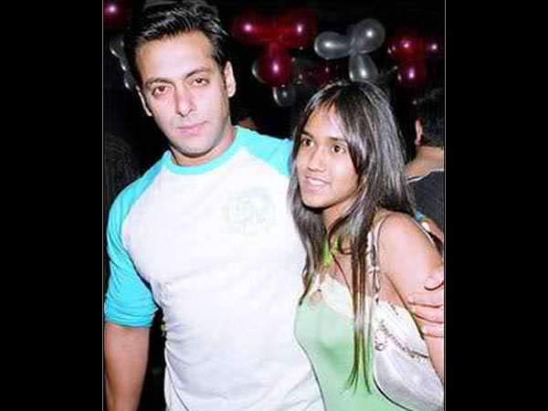 Adorable Pictures Of Salman Khan With His Sisters| Arpita Khan Alvira Khan| Salman Khan ...