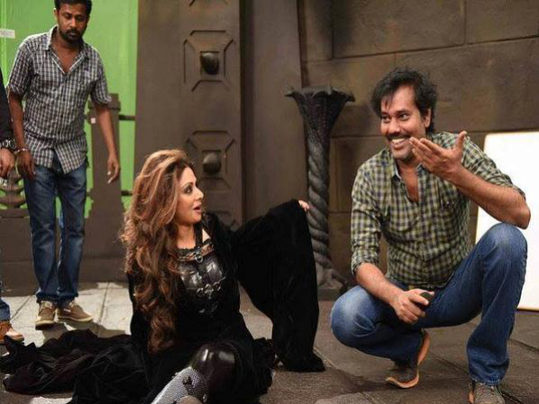 Vijay And Sridevi In Puli | Fight Between Vijay And Sridevi In Puli ...