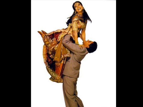 Shahrukh Khan Lifting Ladies| Shahrukh Khan Carrying Women| Shahrukh ...