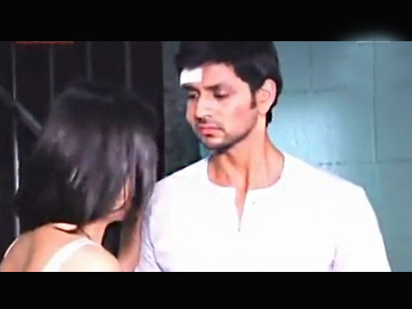 Meri Aashiqui Tum Se Hi | Ishaani Ranveer |Arjun Bijlani Aka Shikar To ...