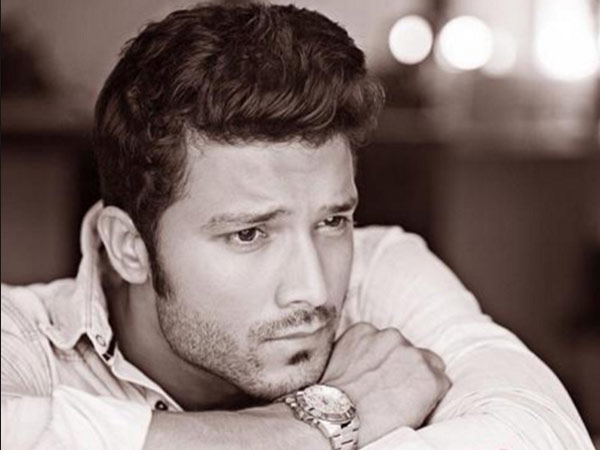 Yeh Hai Mohabbatein: Lalit Bisht To Make An Entry In The Show - Filmibeat