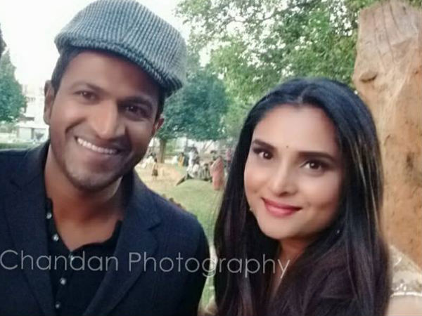 Powerstar Puneeth Rajkumar & Ramya Come Together For BESCOM Ad - Filmibeat