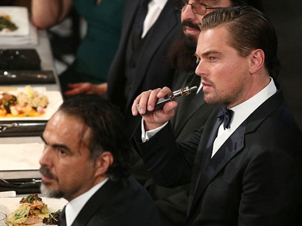 Leonardo Dicaprio Smoking