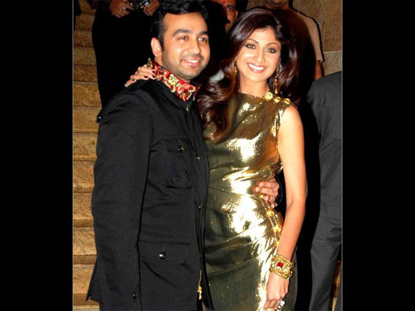 View The Pictures Of Bollywood Stars Who Are Madly In Love With Their ...