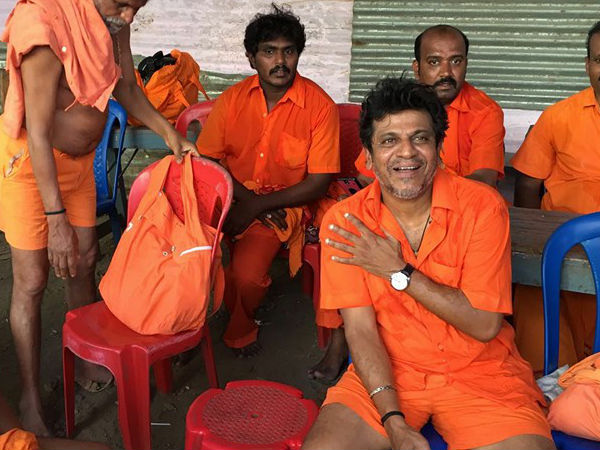 Shivarajkumar And Puneeth Rajkumar Off To Piligrimage - Filmibeat