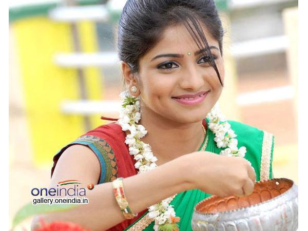 Rachita Ram Goes Traditional For Jaggu Dada - Filmibeat