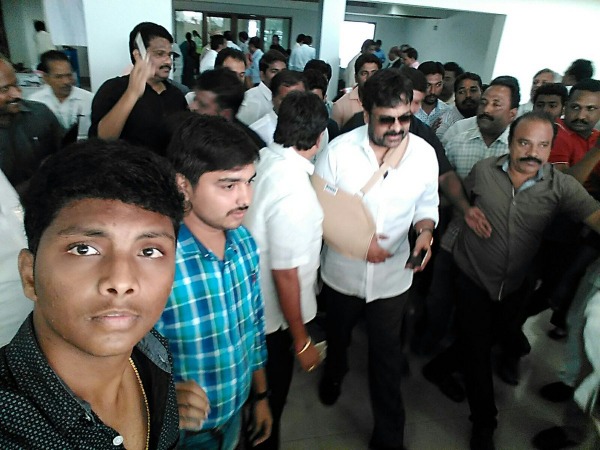 Chiranjeevi Gets A Grand Welcome At Mogalthur & Perupalem Villages ...