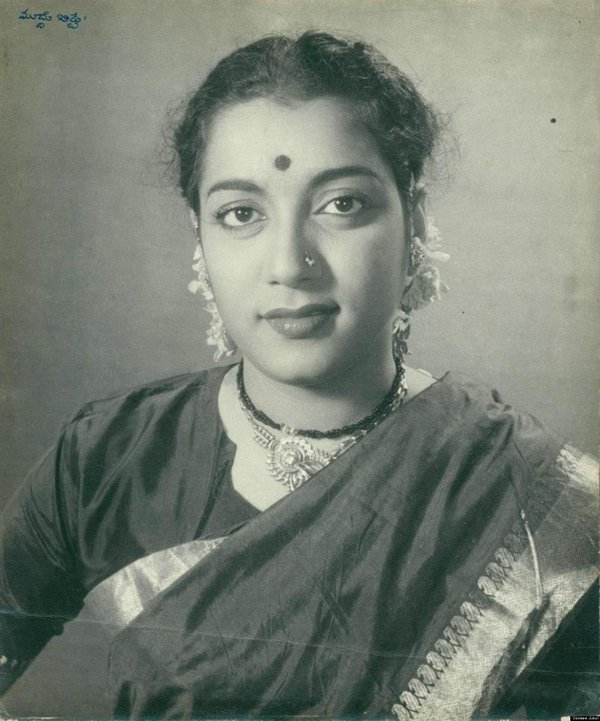 Rare And Unseen Pictures Of Legendary Actors Of Telugu Cinema - Filmibeat