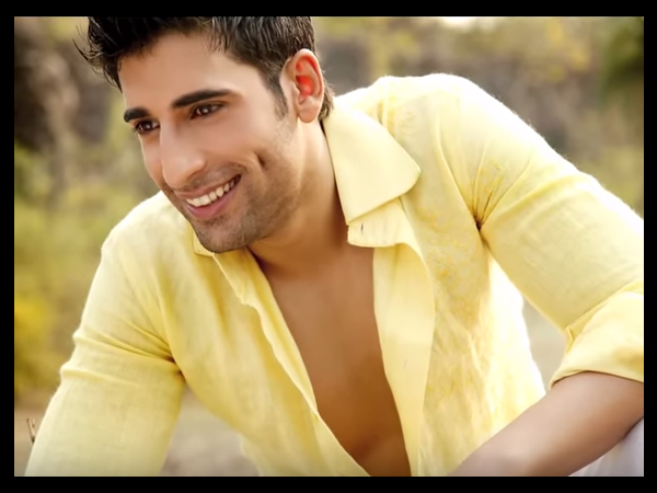Modelling Pics Of Urmila's Husband Mohsin Akhtar Mir That Are ...
