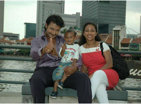 Darshan And Wife Vijayalakshmi Back In Controversy; Split In Marrital ...