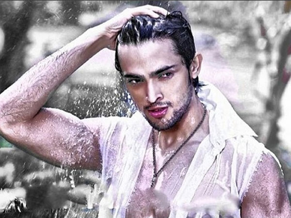 Parth Samthaan Birthday: Kaisi Yeh Yaariyan Actor Had A Blast On His ...