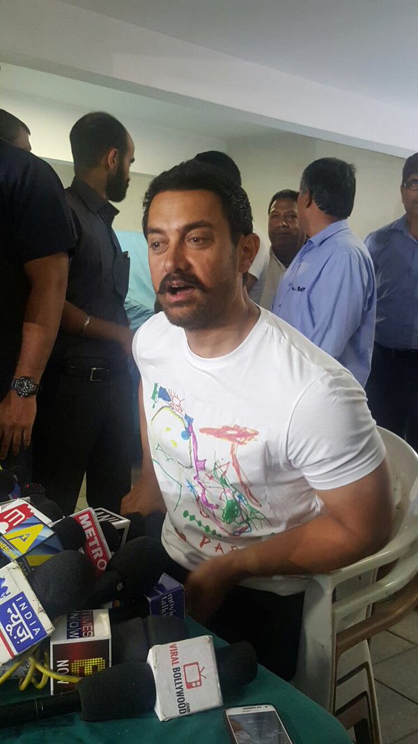 Check Out Aamir Khan's Lean Avatar Post His Weight Loss Trip To USA ...