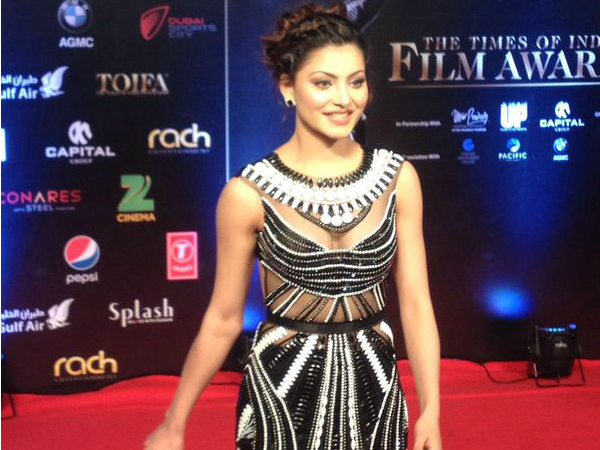 Toifa 2016 Pictures Of Bollywood Celebs On The Red Carpet, Toifa 2016 ...