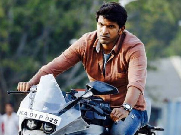 Puneeth Rajkumar Powerful Bicycle Ride To Nandi Hills - Filmibeat