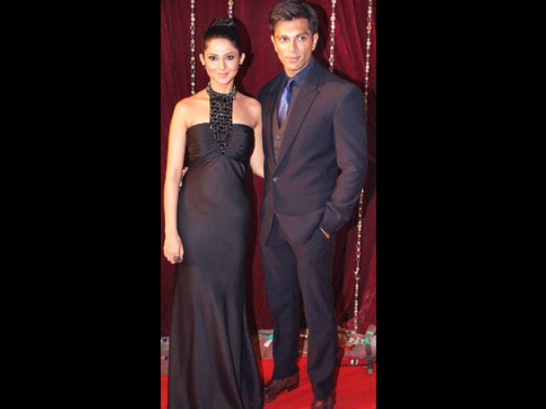 Karan Singh Grover Unseen Romantic Pictures With Ex Wife Jennifer, Ksg ...