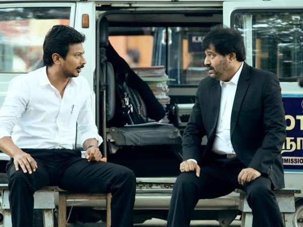 Manithan Movie Review, Rating & Story - Filmibeat