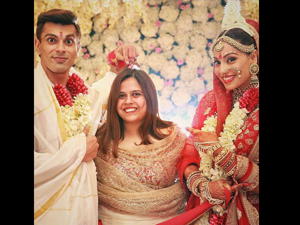 Bipasha Basu Shares Wedding Pictures, Bipasha Basu Instagram Wedding ...