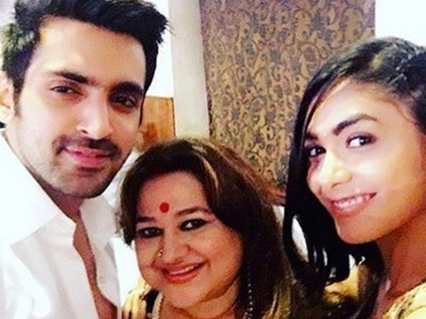 Shikha Singh-Karan Shah Wedding: Sriti Jha, Mrunal Thakur, Ravi Dubey ...