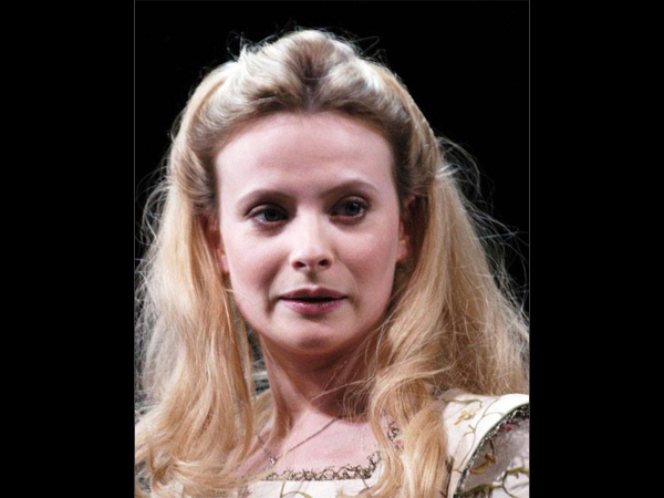 Alice Patten Rang De Basanti, Blonde Beauty Alice Patten, Blonde Woman ...