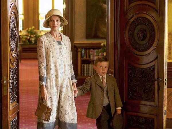 Alice Patten Rang De Basanti, Blonde Beauty Alice Patten, Blonde Woman ...