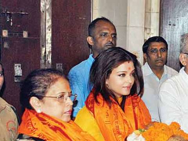 Unseen Pictures Of Aishwarya Rai Bachchan Vrinda Rai, Aishwarya Rai ...