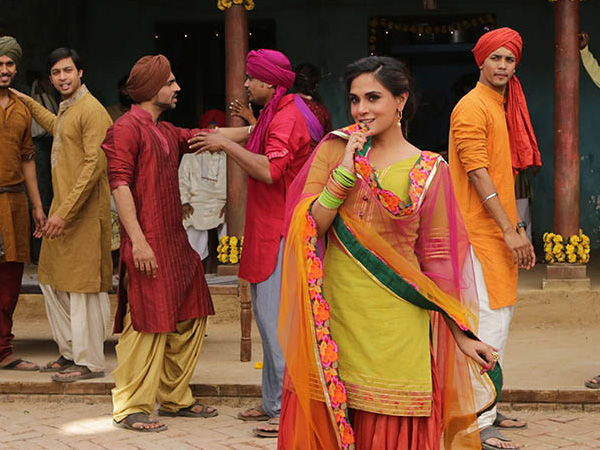 Sarbjit Review, Sarbjit Live Audience Response, Sarbjit Movie Review ...