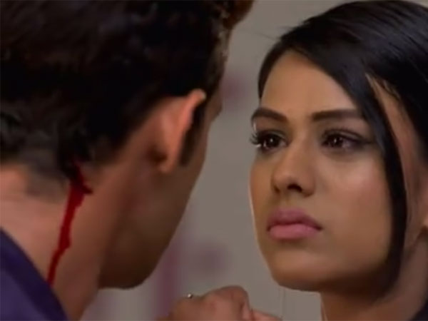 Roshni Proposes Neil! Sid Watches The Scene Helplessly! - Filmibeat