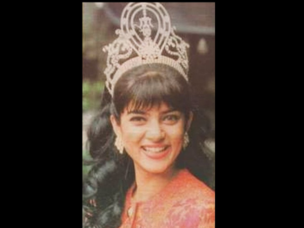 Miss Universe 1994 Sushmita Sen Celebrates Crowning Anniversary ...