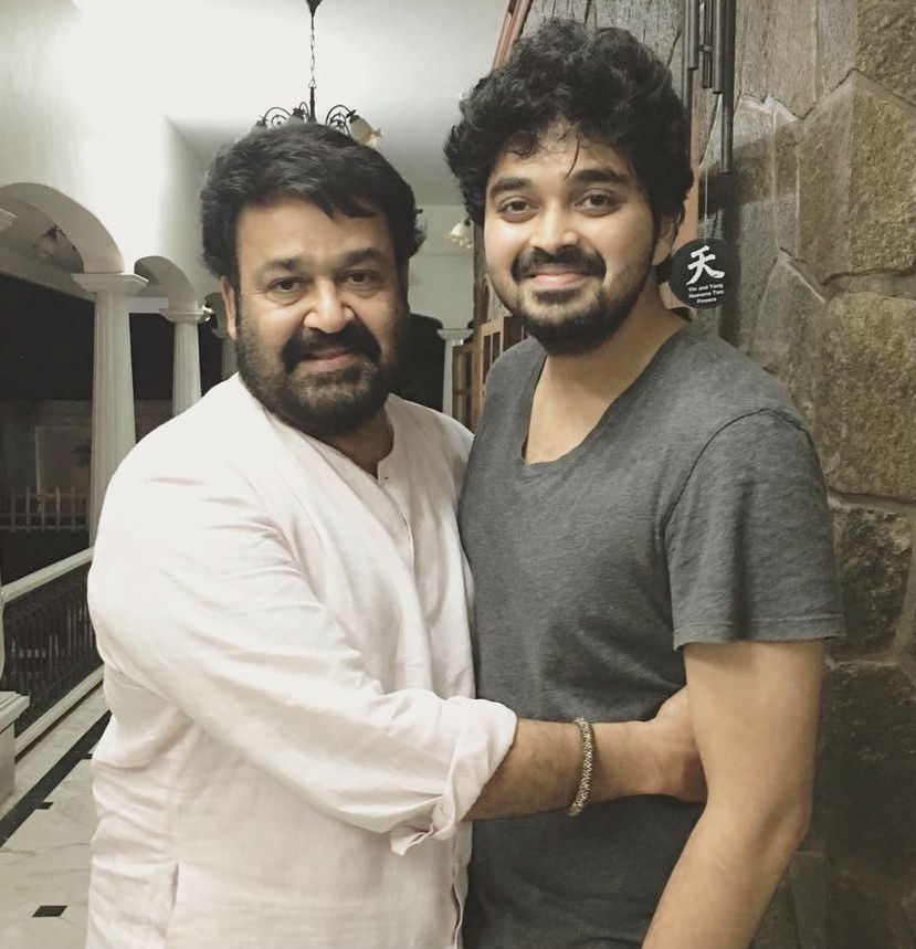 Mohanlal Posts A Picture With Director Fazil Fahadh Faasil And Nazriya ...