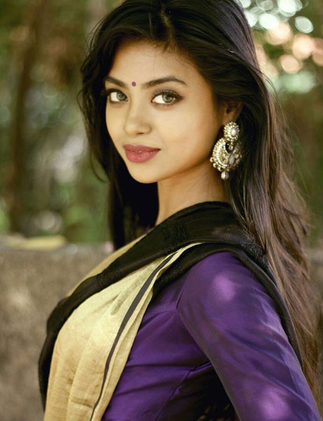 Shaun Romy Talks About How She Bagged Kammatipaadam - Filmibeat