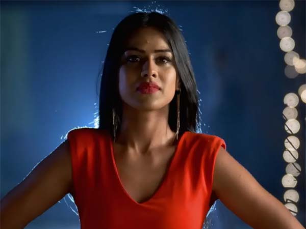 Jamai Raja Spoiler: Roshni Decides To Reveal Her Relationship With Sid ...