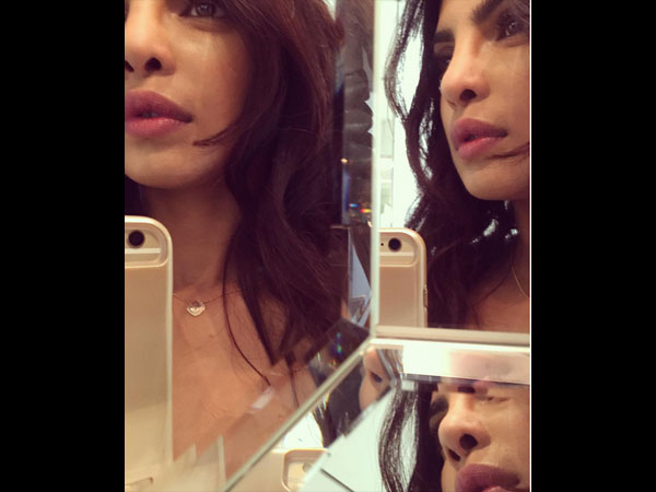 Priyanka Chopra Armpit, Priyanka Chopra Posts Armpit Picture, Priyanka ...