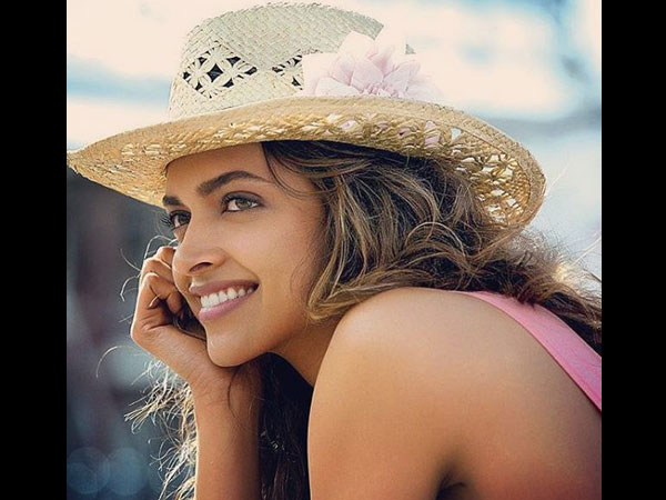 Deepika Padukone Unseen Pictures From Cocktail, DeepikPadukone On The ...