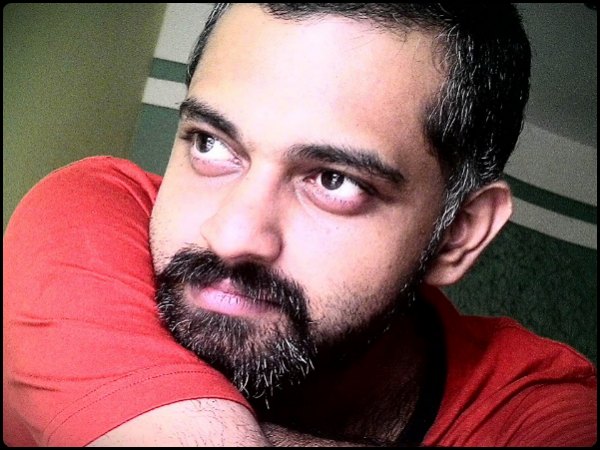 Pinneyum Movie Review - Filmibeat