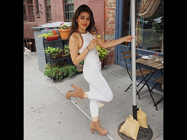 Aalia Ebrahim Navya Naveli Nanda New Hot Pictures, Aalia Ebrahim New ...