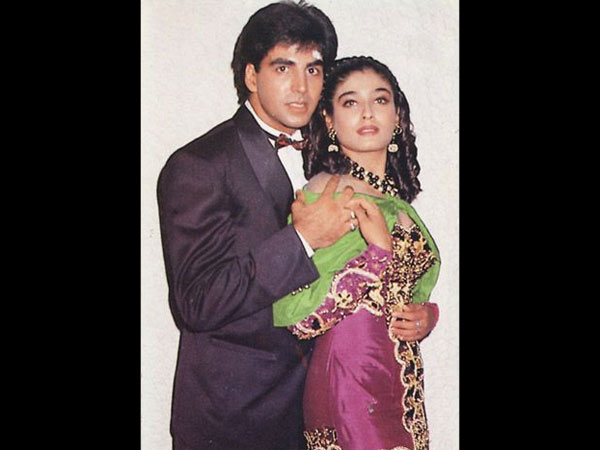 Akshay Kumar Raveena Tandon Romantic Pictures, Akshay Raveena Rare ...