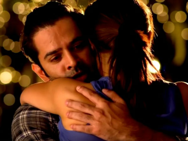 Tanhaiyan Trailer: Surbhi Jyoti & Barun Sobti Set The Screen On Fire ...