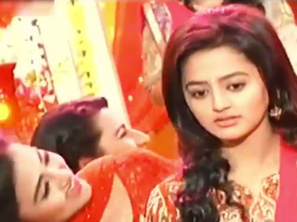 Swaragini Is Back To Square One: Post Leap, Swara & Ragini Turn Wedding ...