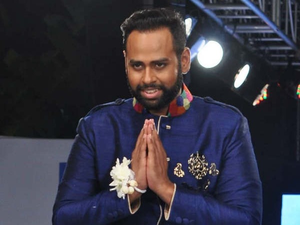 Bigg Boss 10: Ex-Bigg Boss Contestant VJ Andy Criticizes Om Swami For ...