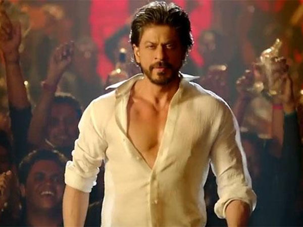 Plot Of Shahrukh Khan Raees Revealed, Raees Story Revealed, Shahrukh ...