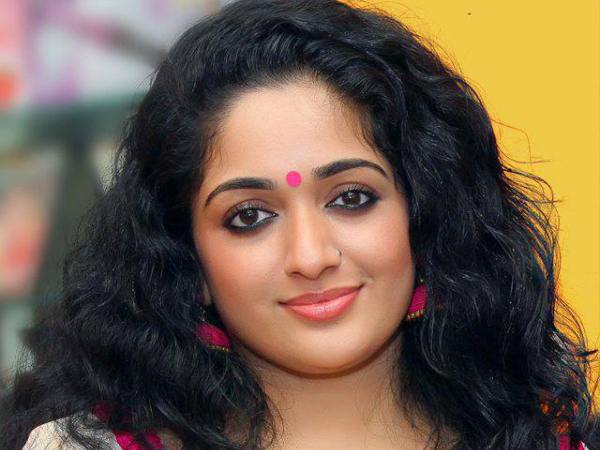 Kavya Madhavan Quits Facebook Following Dileep's Arrest - Filmibeat