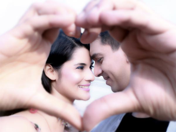 Shamin Mannan’s Pre-Wedding Photoshoot Pictures Are Unique & Adorable ...