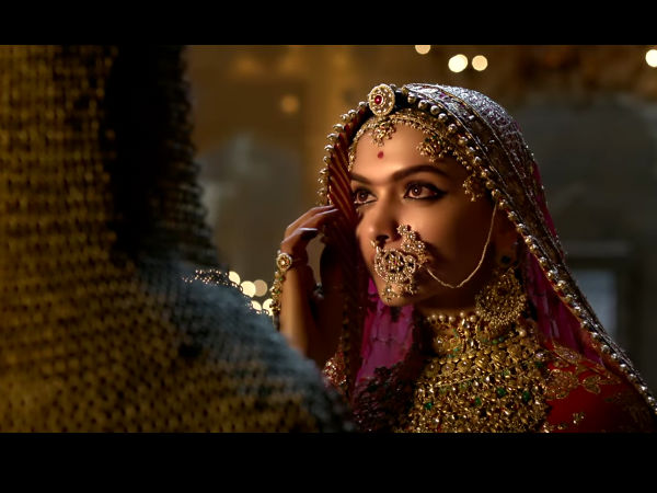 First Movie Review Padmavati, Padmavati Movie Review, Rajat Sharma ...