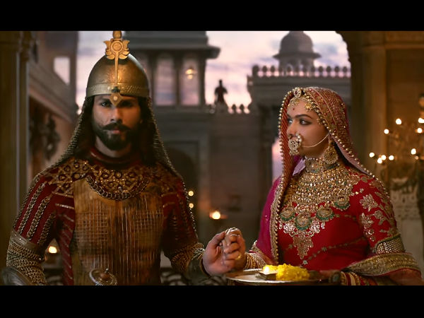 First Movie Review Padmavati, Padmavati Movie Review, Rajat Sharma ...
