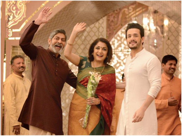 Hello Movie Review rating Plot Akhil Akkineni - Filmibeat