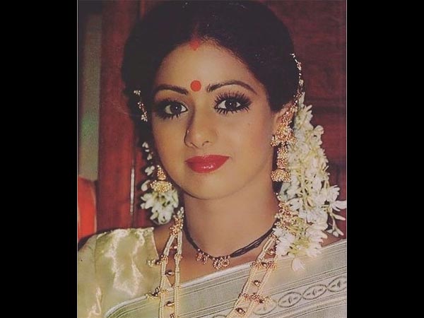 Classy & Rare Pictures Of Sridevi. - Filmibeat