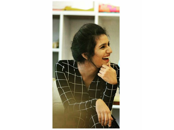 Is Priya Varrier Venturing To Bollywood? - Filmibeat