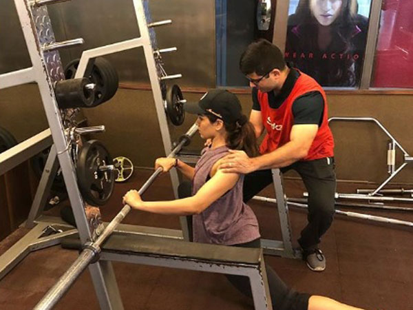 Kumkum Bhagyas Shikha Singh Takes Up Fitness Challenge And Passes It On To Arjit Mrunal And Vin
