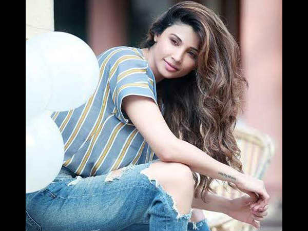 Daisy Shah Interview| Daisy Shah Race 3 Interview - Filmibeat